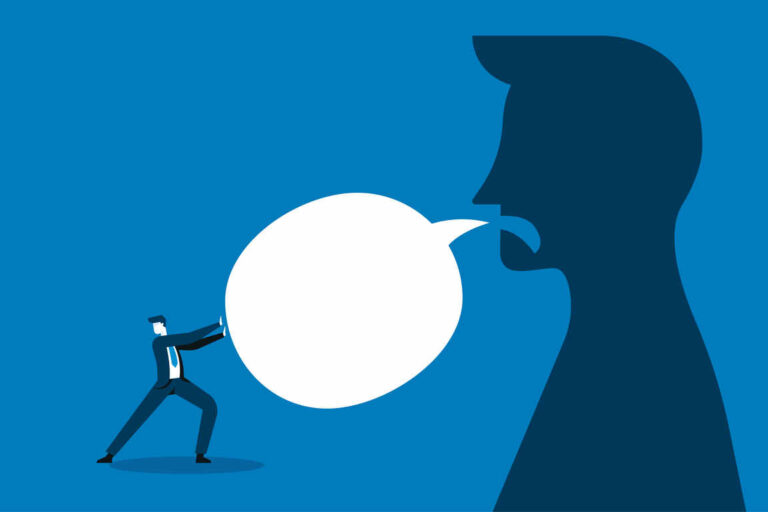 10 Differences Between Verbal & Nonverbal Communication + Examples